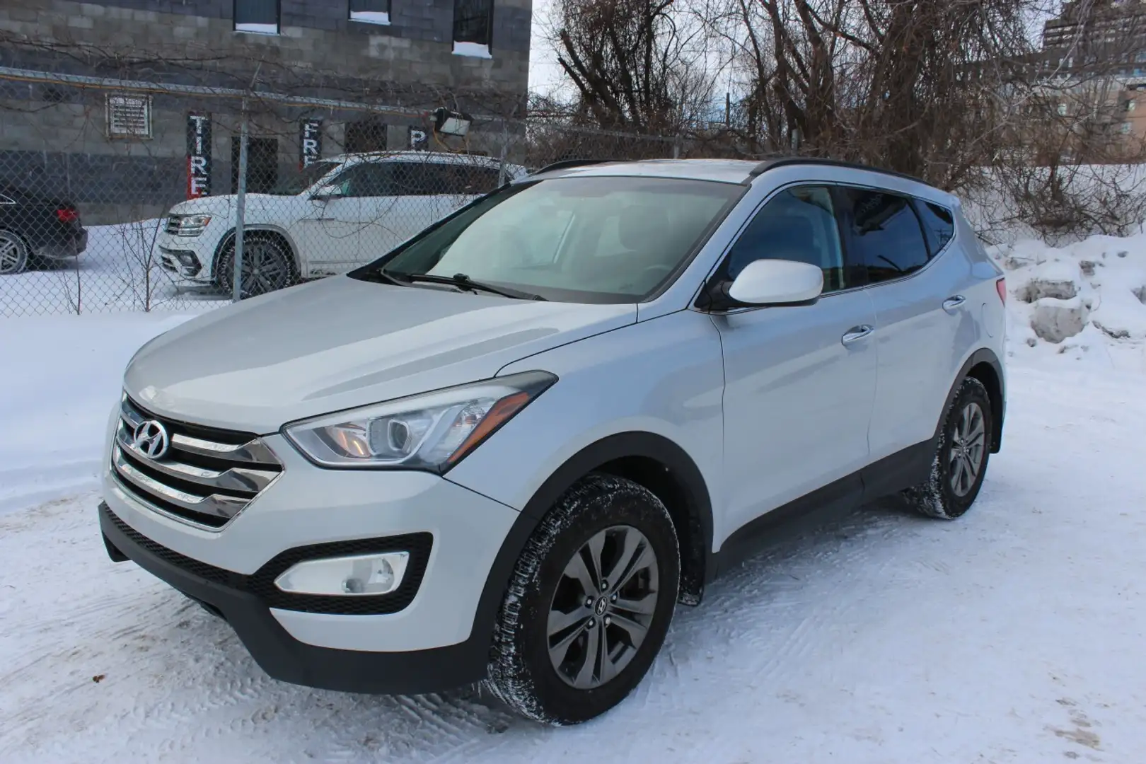 2014 Hyundai SANTA FE | $ 8,999 | 155,431 km | Gasoline SUV for sale by ...