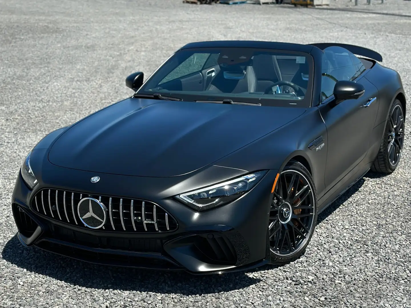 2022 Mercedes-Benz SL | $ 159,999 | 18,500 km | Gasoline Convertible ...