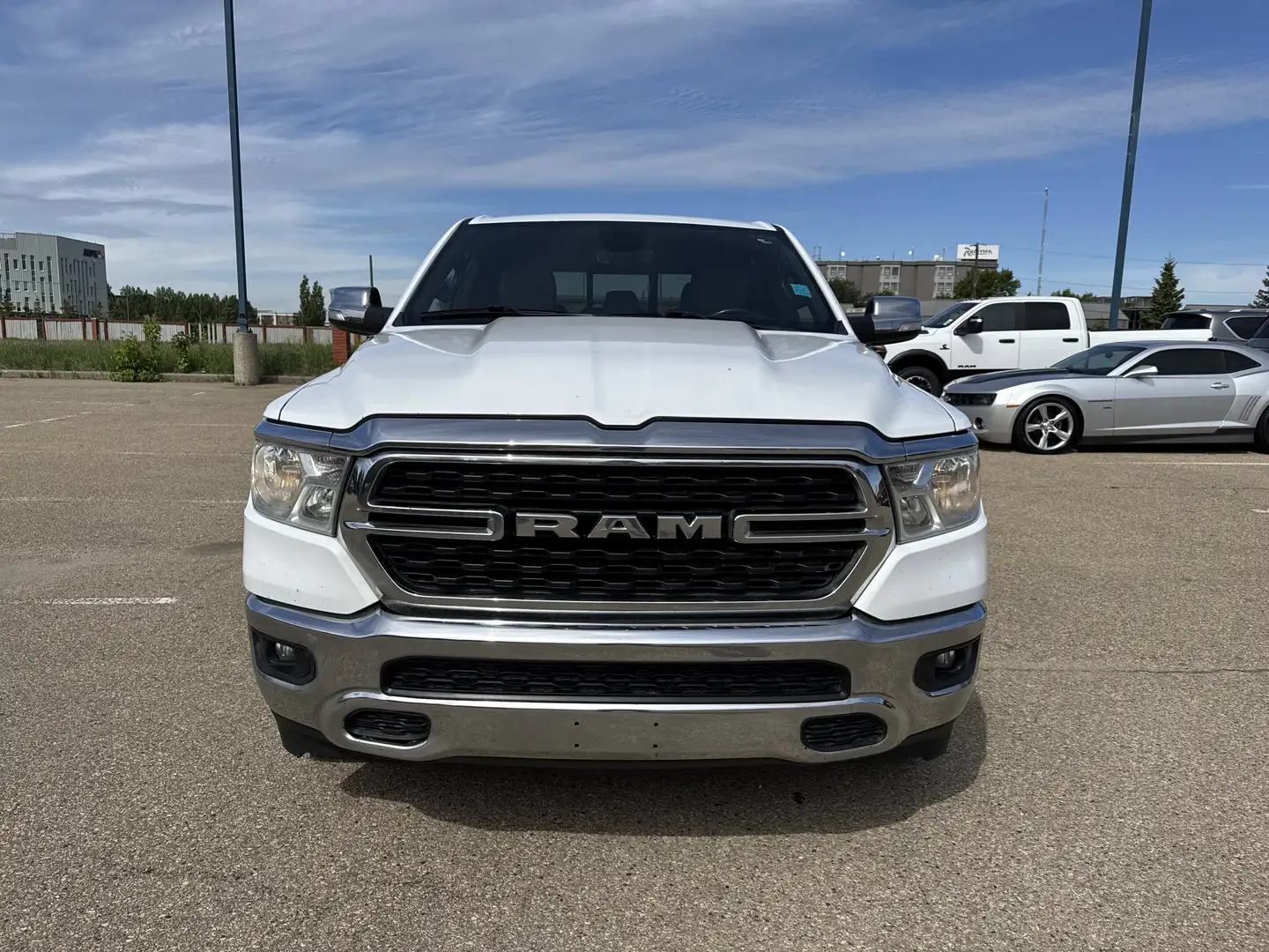 2022 RAM 1500 | $ 36,447 | 115,174 km | Gas/Electric Hybrid Pick-up ...