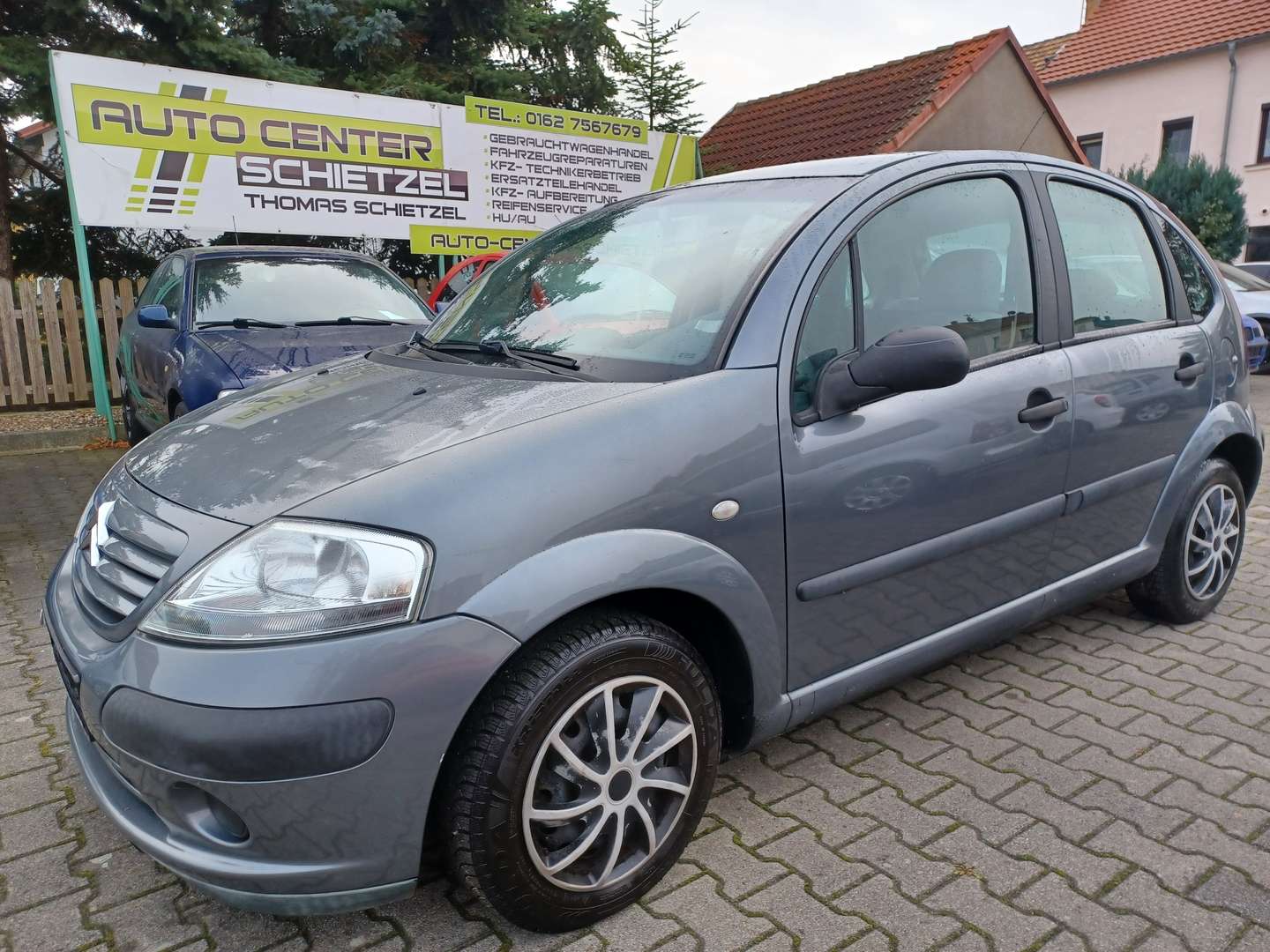 Citroen C3 Limousine in Grau gebraucht in Priestewitz für € 1.990