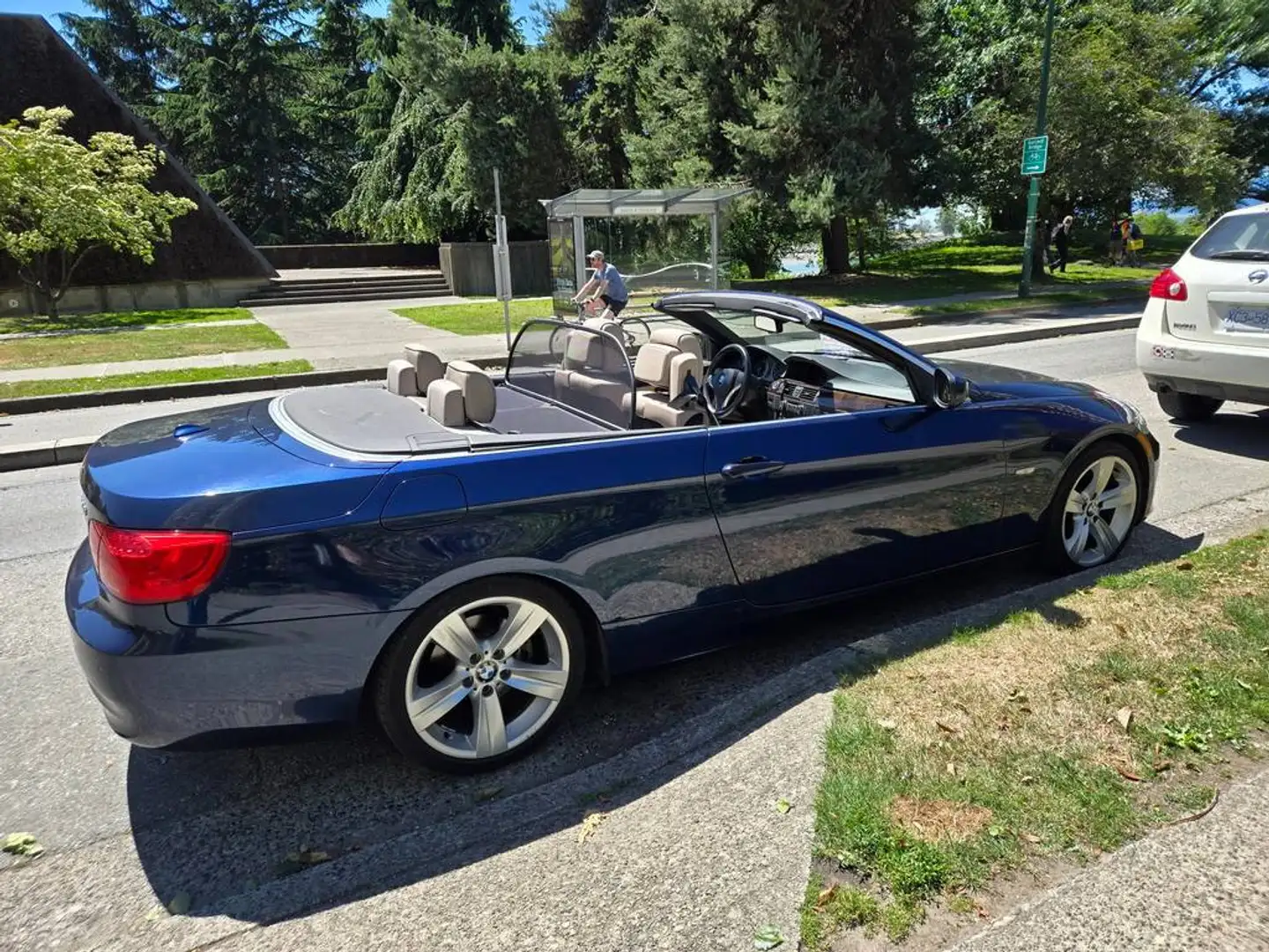 2011 BMW 3 Series | $ 18,000 | 70,000 km | Gasoline Others for sale by ...