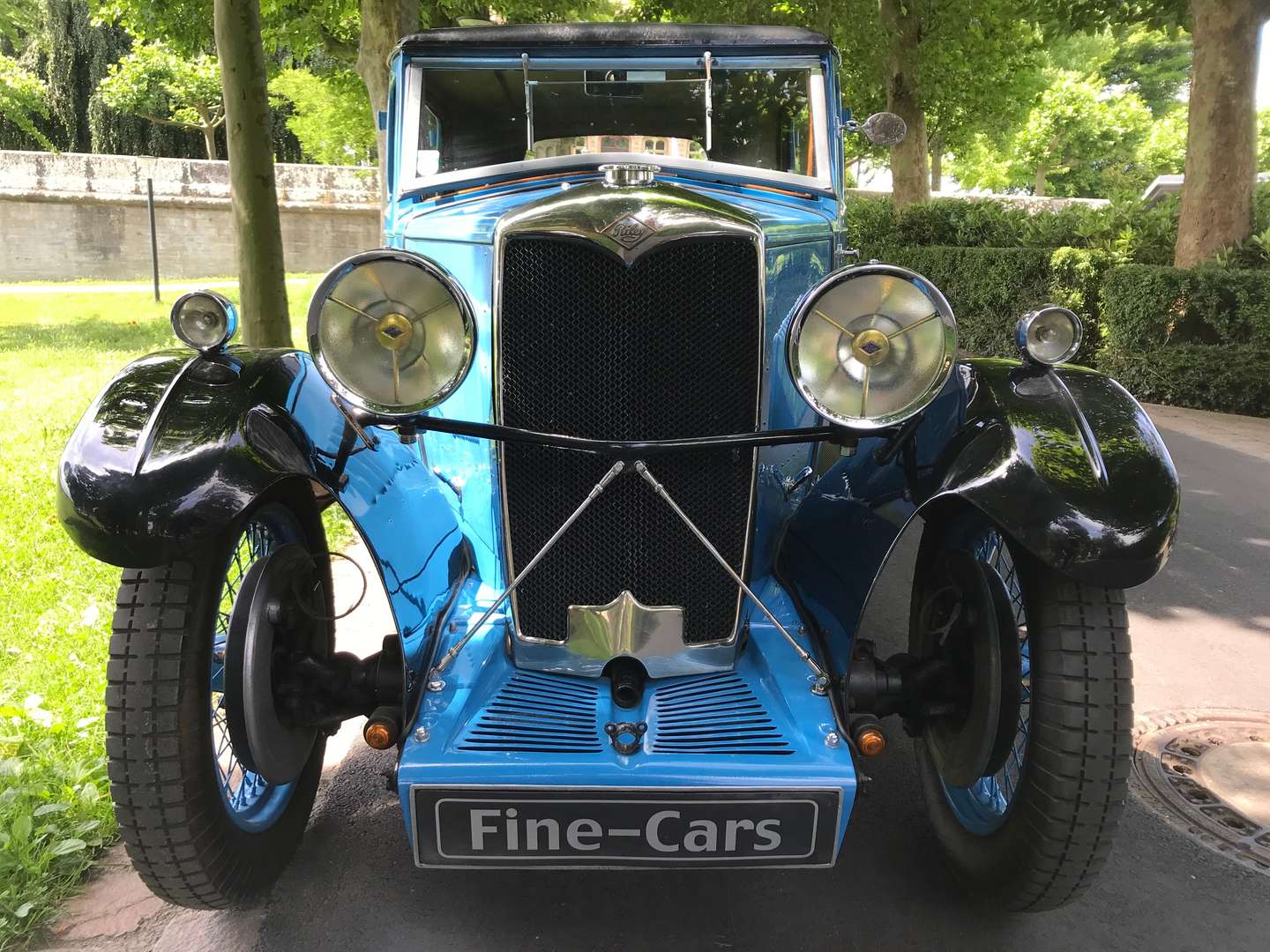 Oldtimer Riley Limousine in Blau oldtimer in Langenargen für € 25.999