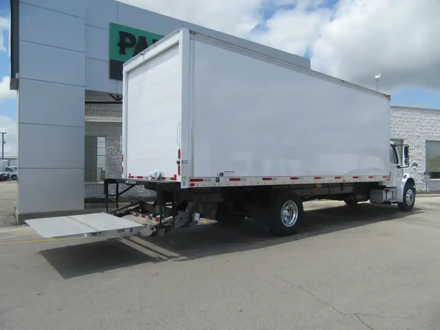 2023 Freightliner Unspecified | $ 139,800 | 24,845 km Others for sale ...