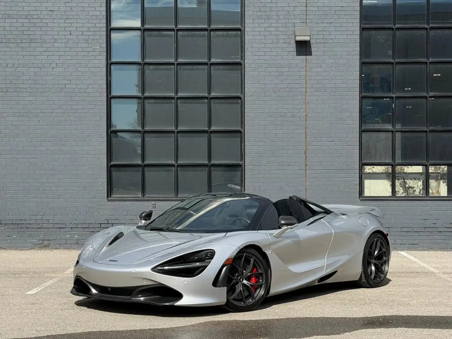 2020 McLaren 720S | $ 308,888 | 22,000 km | Gasoline Convertible for ...