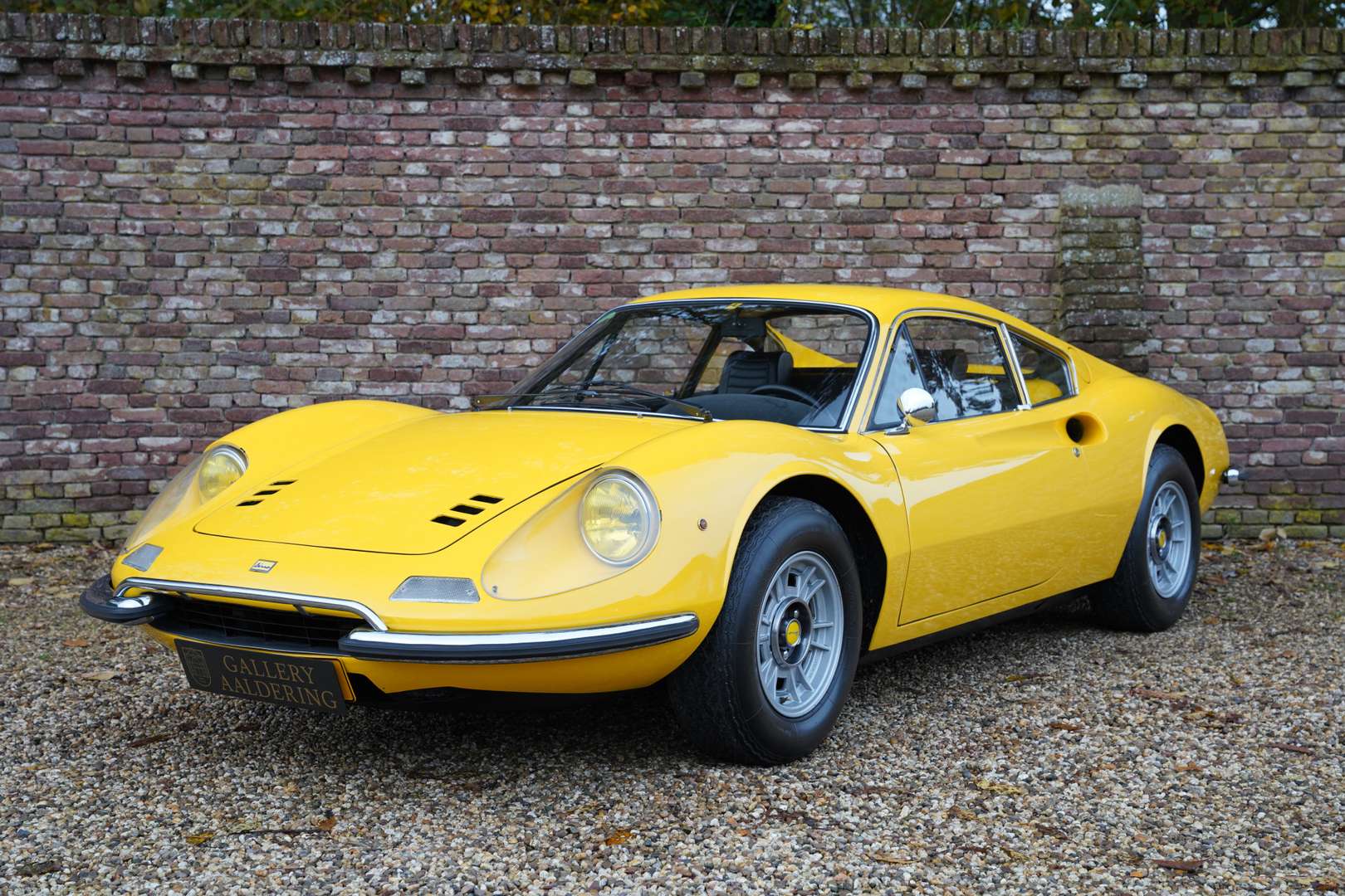 Ferrari 246 occasion | Coupé | Geel | in BRUMMEN voor € 359.950