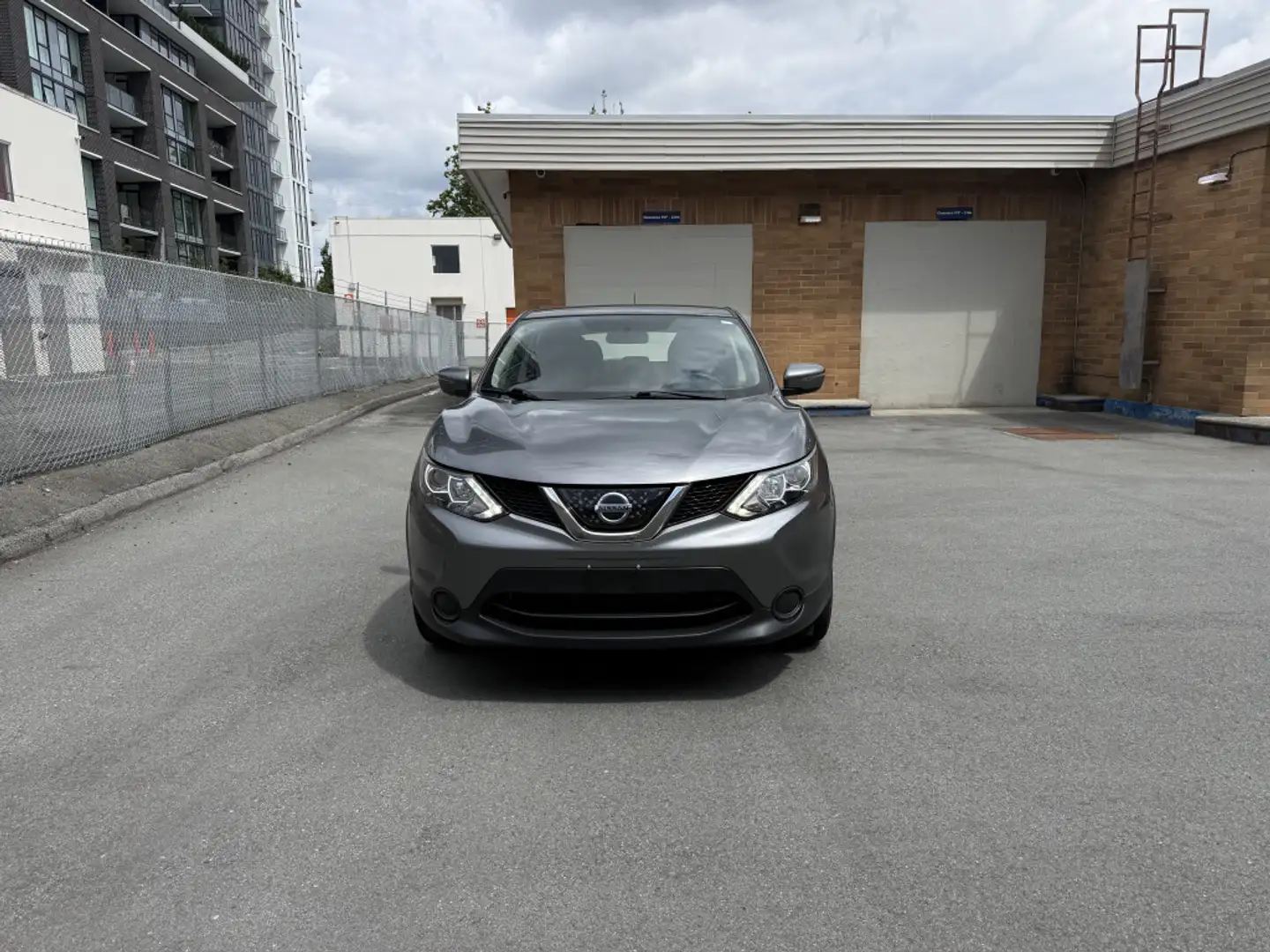 2018 Nissan Qashqai | $ 12,800 | 144,000 km | Gasoline SUV for sale by ...