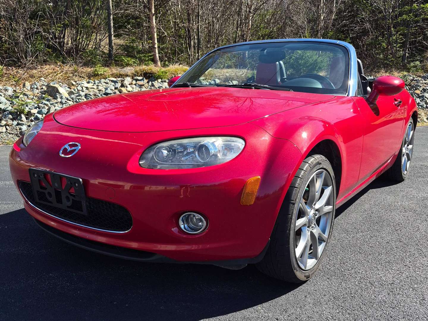 2006 Mazda MX-5 Miata | $ 12,500 | 177,000 km | Gasoline Convertible ...
