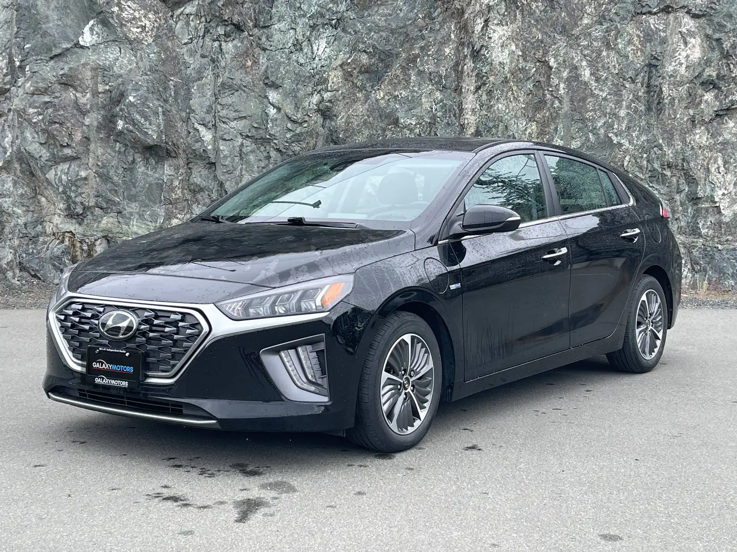 2020 Hyundai IONIQ | $ 22,995 | 75,890 km | Gas/Electric Hybrid ...