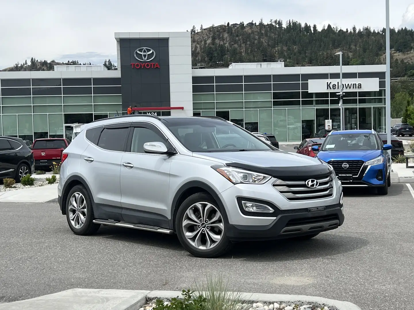 2015 Hyundai SANTA FE | 69,972 km | Gasoline SUV for sale by Kelowna ...