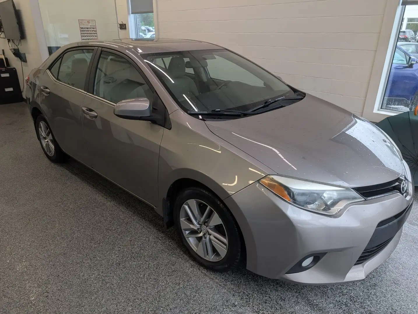 2014 Toyota Corolla | $ 11,995 | 172,981 km | Gasoline Sedan for sale ...