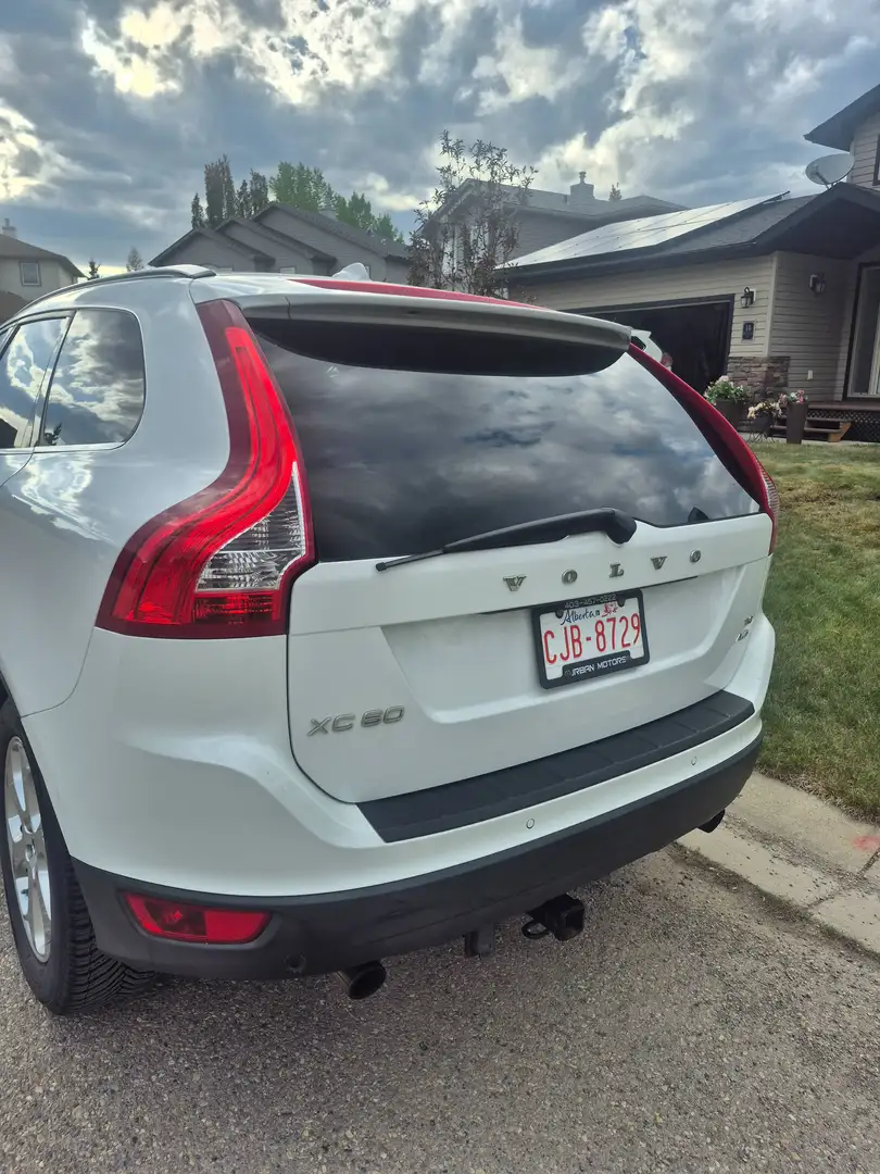 2010 Volvo XC60 | $ 4,500 | 334,997 km | Gasoline SUV for sale by ...