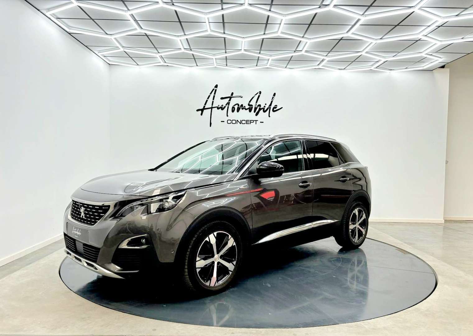 Peugeot 3008 SUV/4x4/Pick-up in Grijs tweedehands in SERAING voor € 16.499