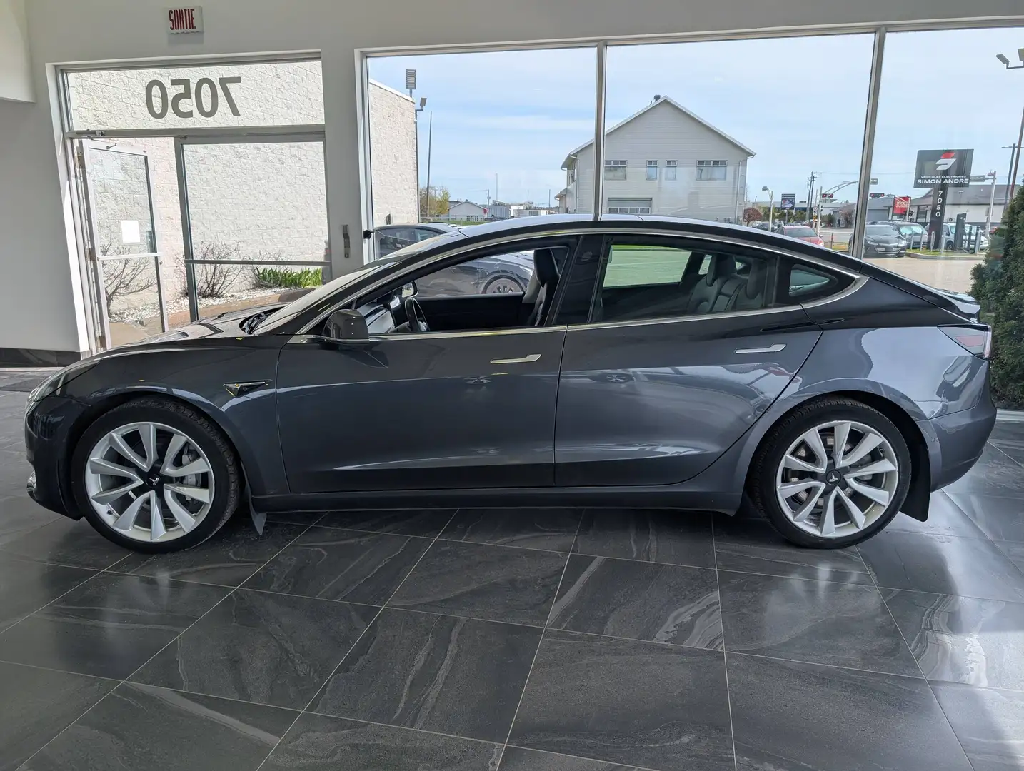 2019 Tesla Model 3 | $ 25,995 | 80,340 km | Electric Sedan for sale by ...