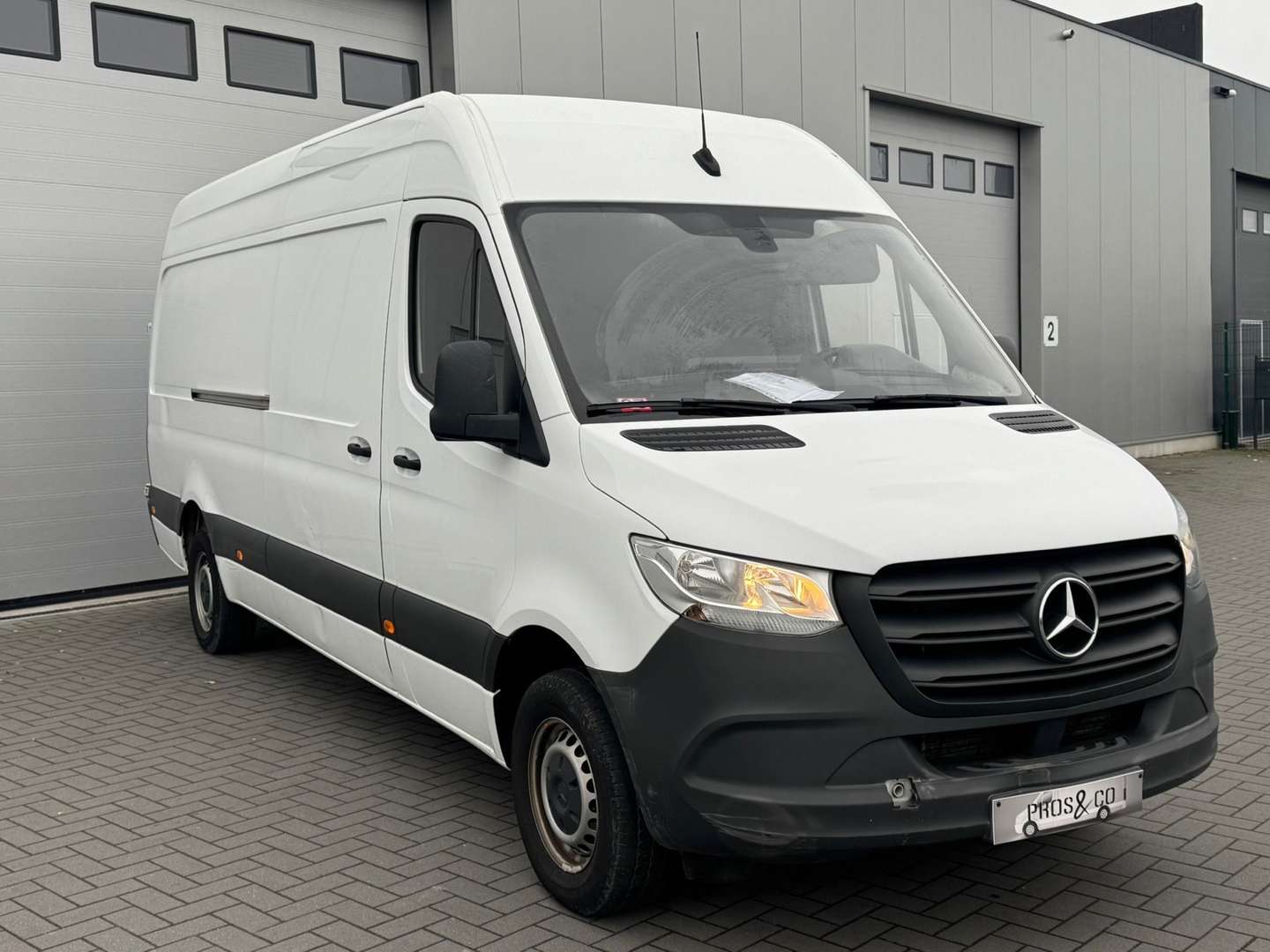Mercedes-Benz Sprinter Utilitaire en Blanc occasion à Cuesmes pour € 26 490