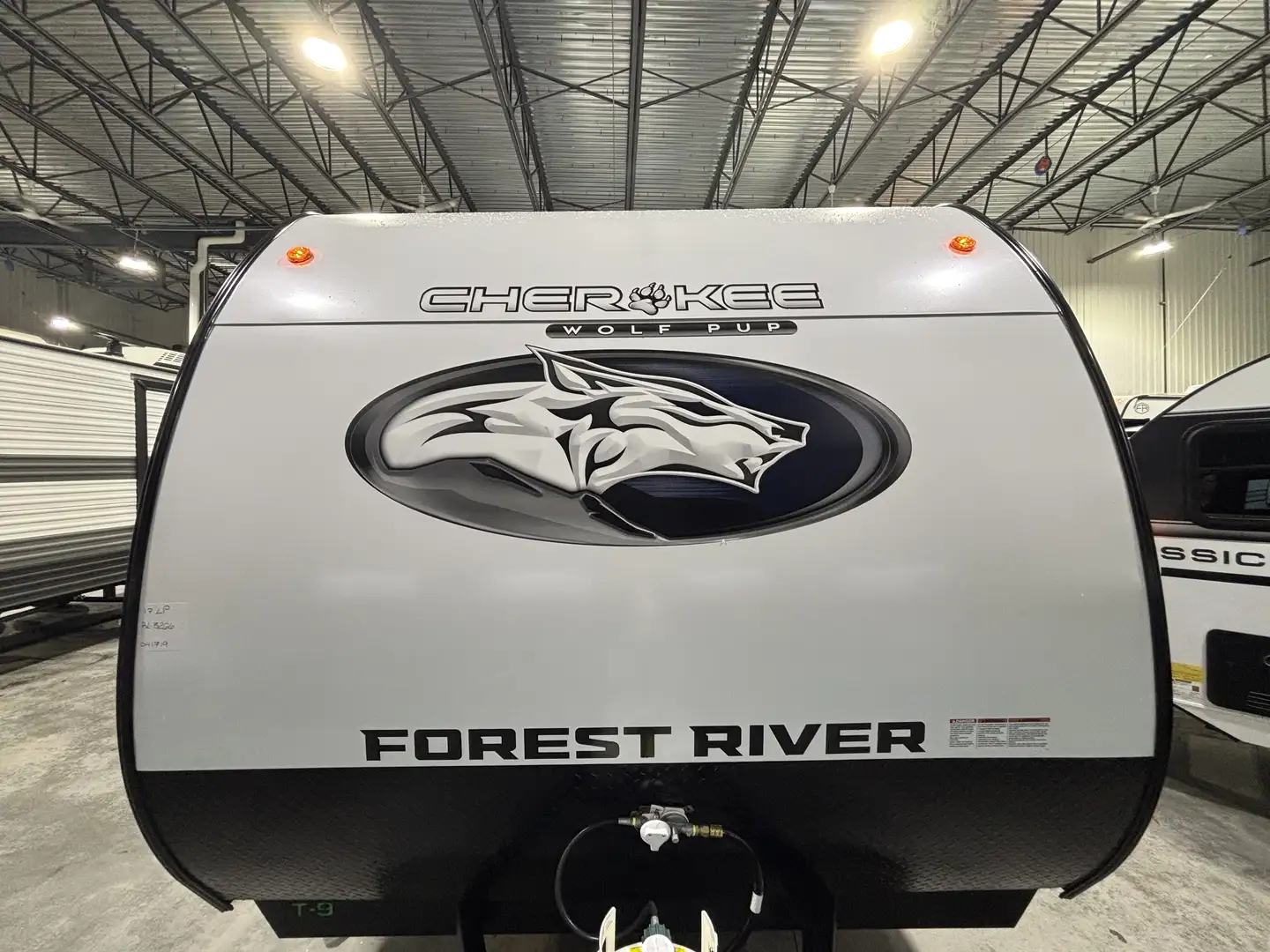 Wolf Pup 17LP 2026 | 24 995 $ | Caravane de voyage en vente chez Larry ...