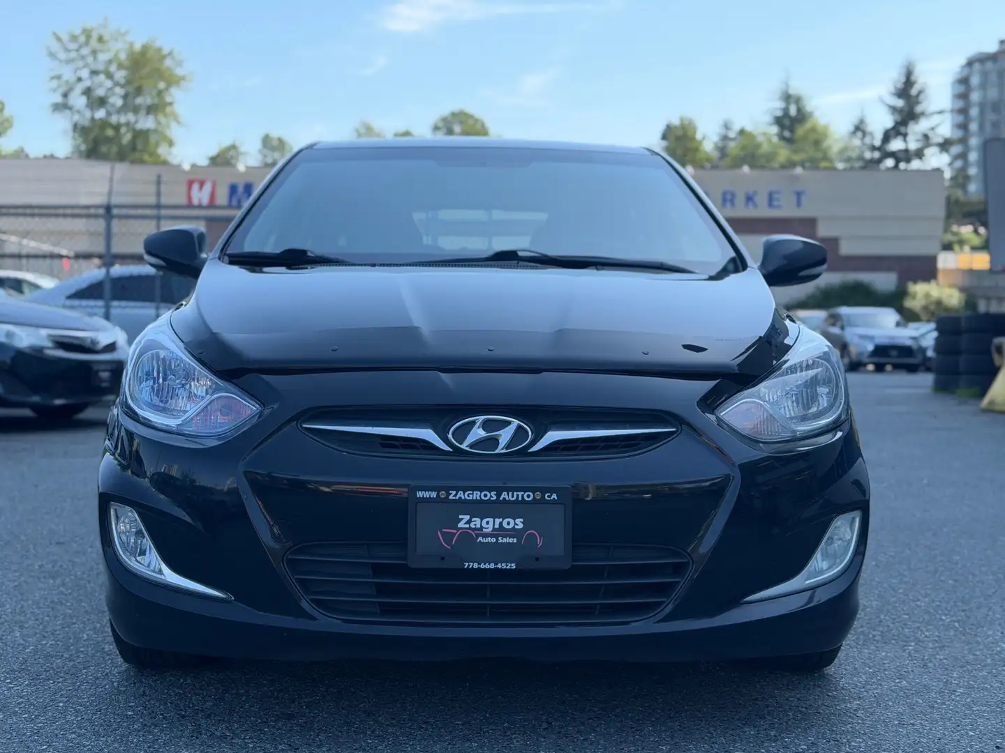 2014 Hyundai ACCENT | $ 5,890 | 178,266 km | Gasoline Hatchback for ...