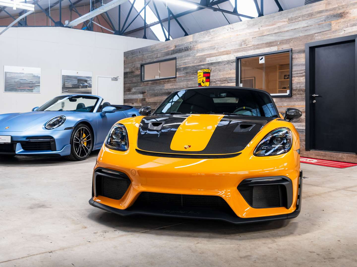 Porsche 718 Spyder Cabriolet en Jaune occasion à Schoten pour € 179 718