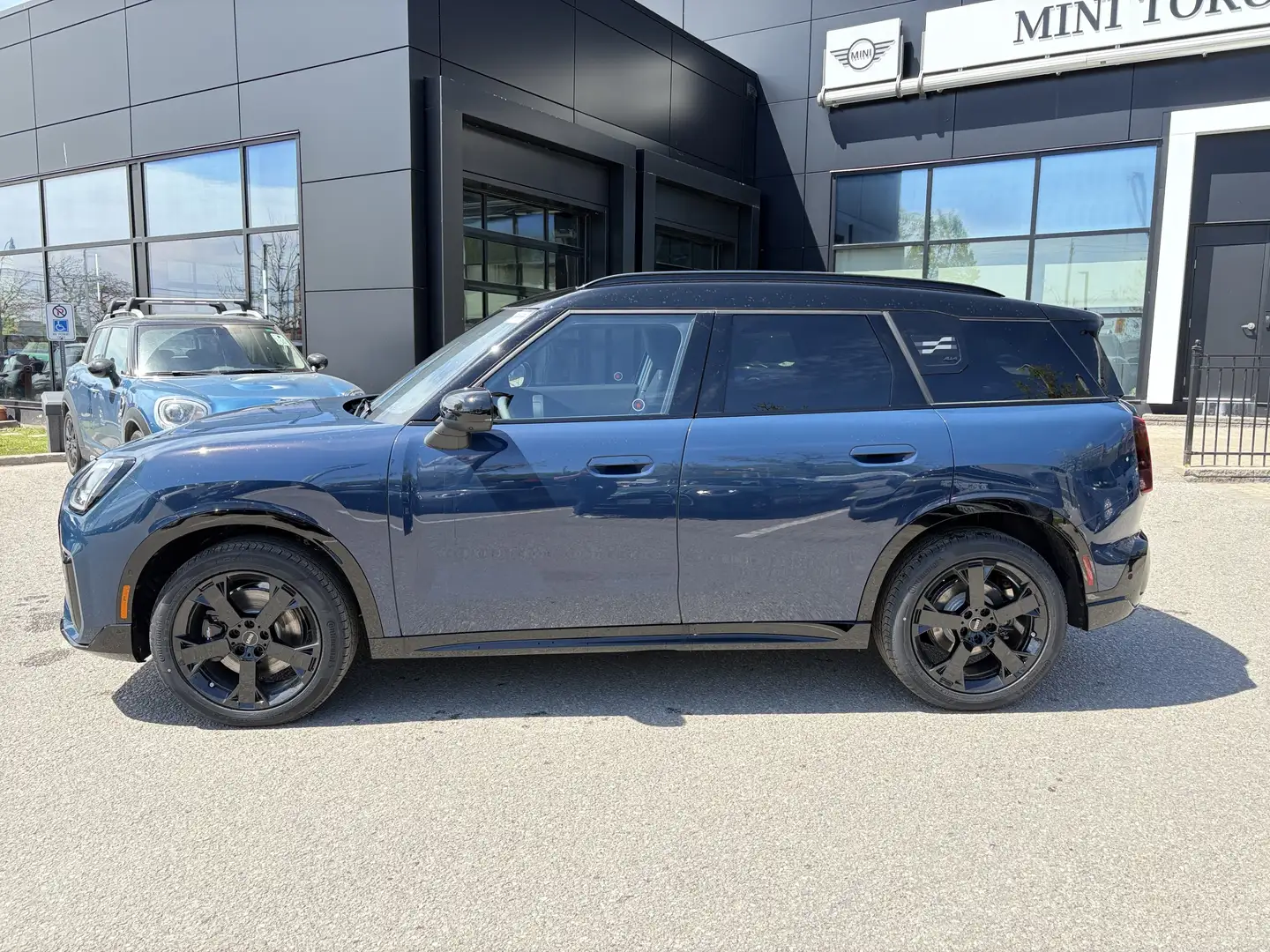 2027 MINI Countryman | $ 63,970 | 90 km | Gasoline SUV for sale by MINI ...