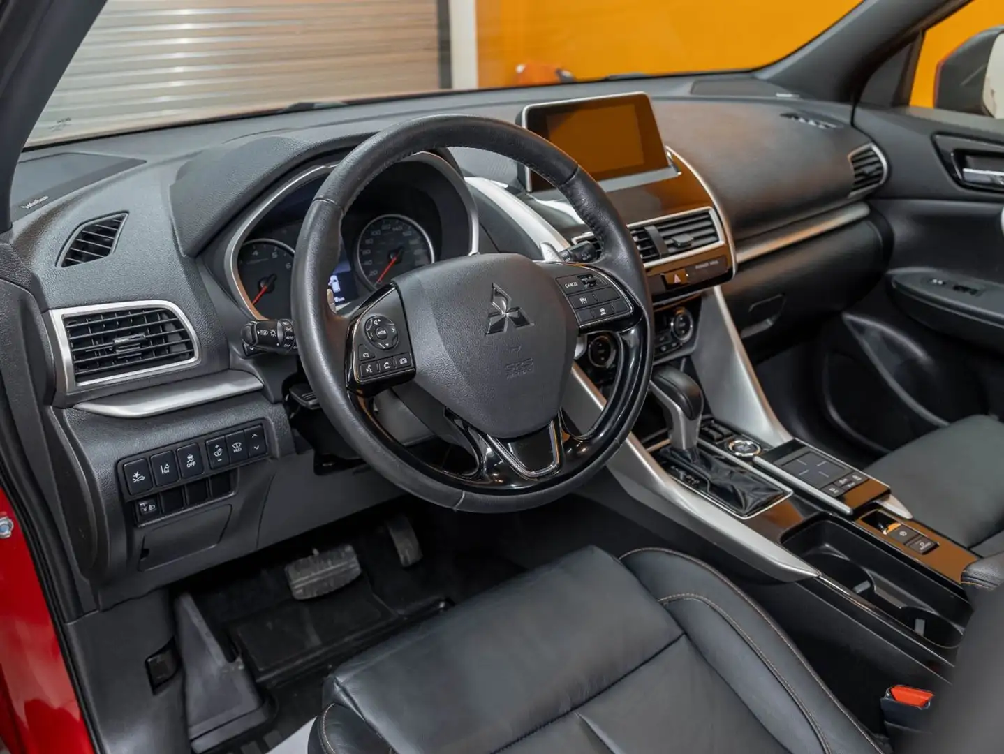 2020 Mitsubishi Eclipse Cross | $ 20,495 | 110,000 km | Gasoline SUV ...