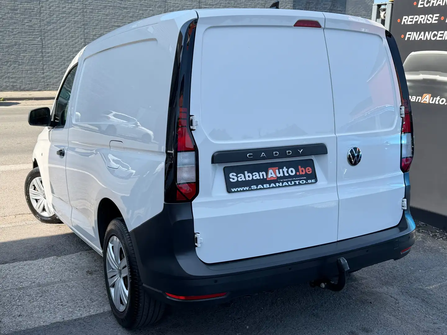Volkswagen Caddy Utilitaire en Blanc occasion à Quaregnon pour € 13 490
