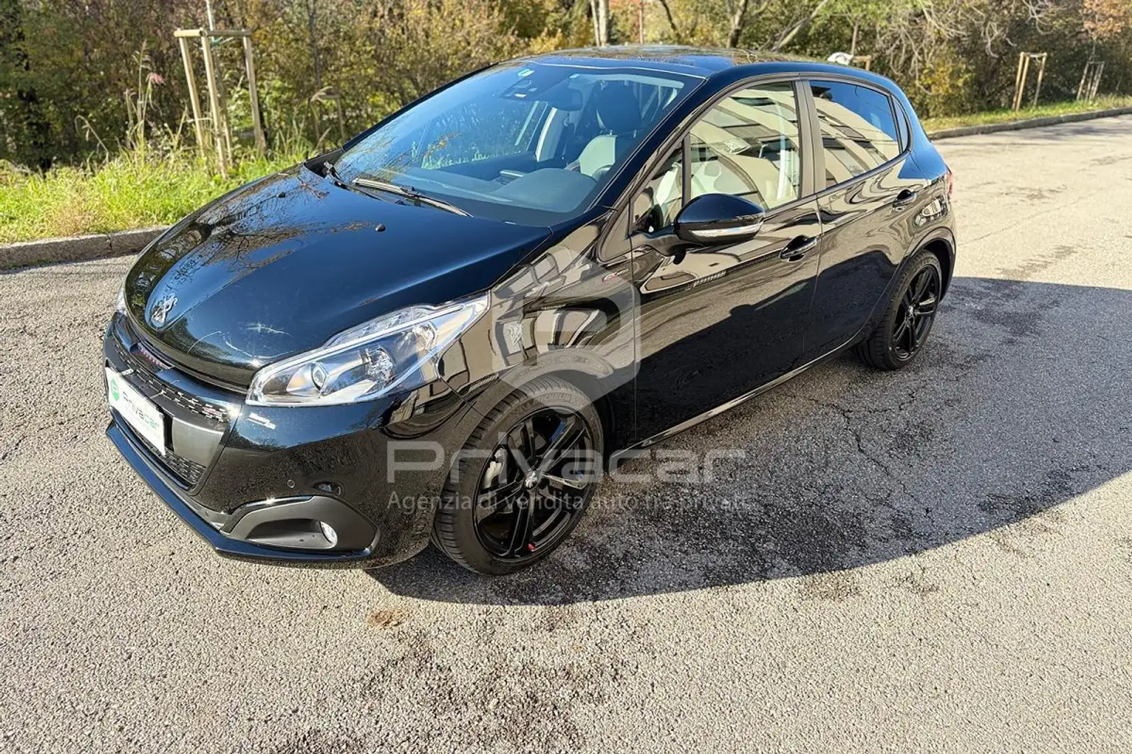 Peugeot 208 usata a Bergamo - BG per € 13.490