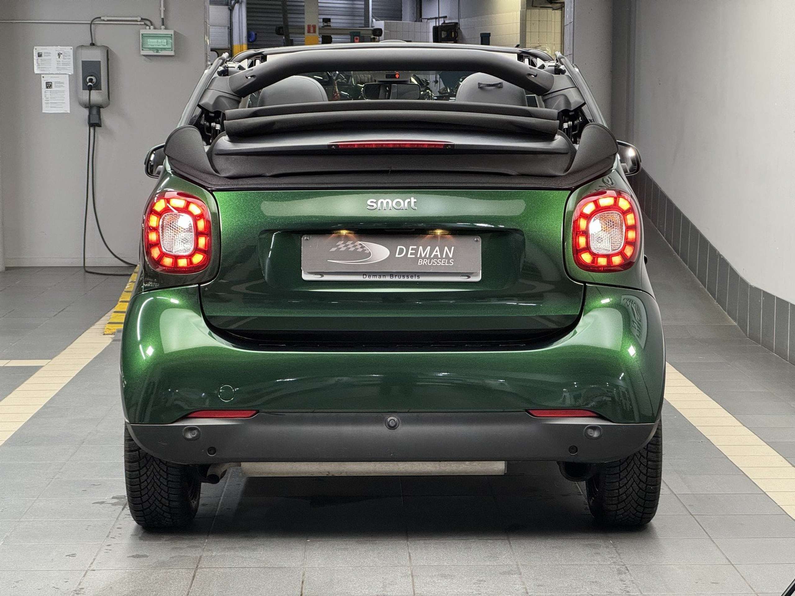 smart forTwo Cabrio *Prime*Cuir Sièges chauffants *90 cv* | Deman ...