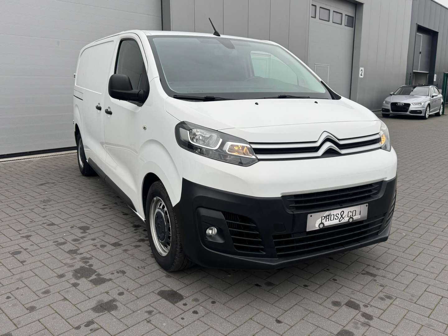 Citroen Jumpy Utilitaire en Blanc occasion à Cuesmes pour € 17 990