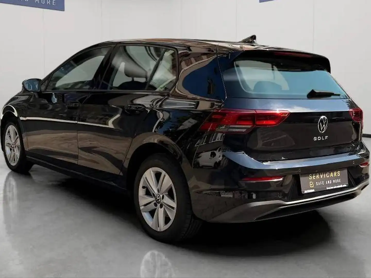 Volkswagen Golf Berline en Noir occasion à Auderghem pour € 16 990