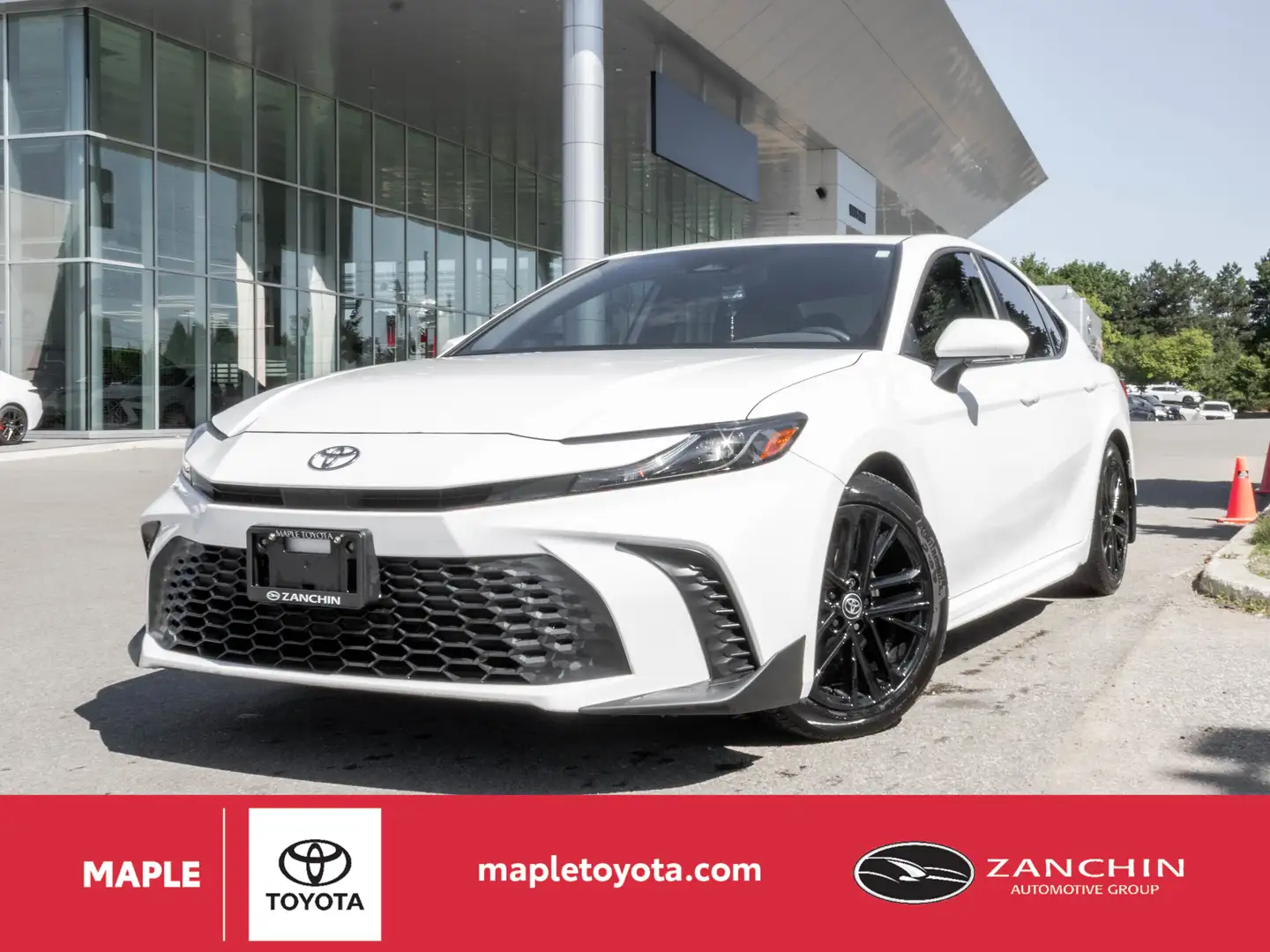 2025 Toyota Camry | $ 35,888 | 31,679 km | Gas/Electric Hybrid Sedan ...
