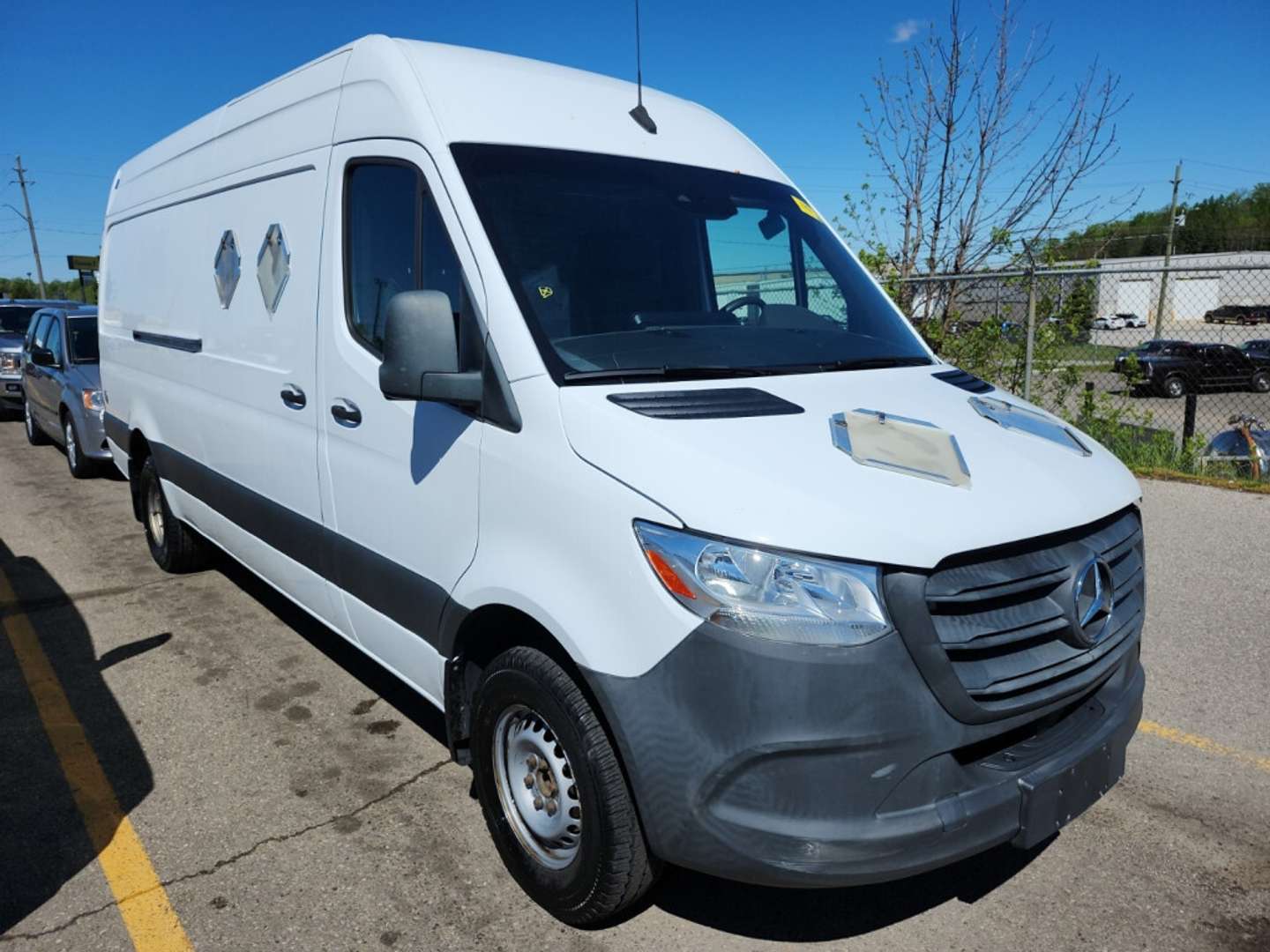 2020 Mercedes-Benz Sprinter | $ 41,777 | 136,000 km | Diesel Minivan ...