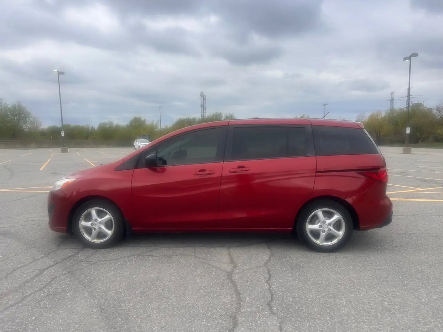 2015 Mazda 5 | $ 8,498 | 176,898 km | Gasoline Minivan for sale by NAYA ...