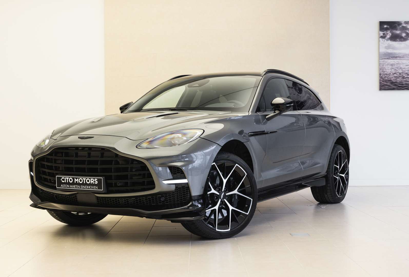 Aston Martin DBX occasion | SUV/Off-Road/Pick-Up | Grijs | in EINDHOVEN ...