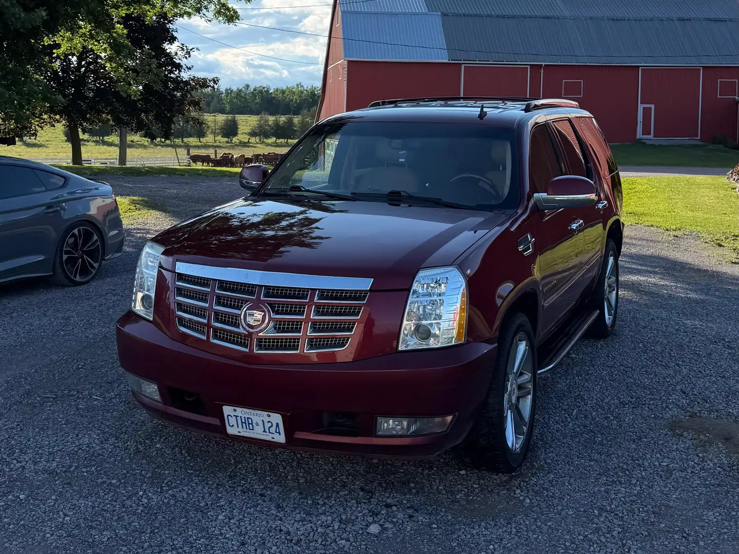 2010 Cadillac Escalade | $ 13,999 | 220,930 km | Flex Fuel SUV for sale ...
