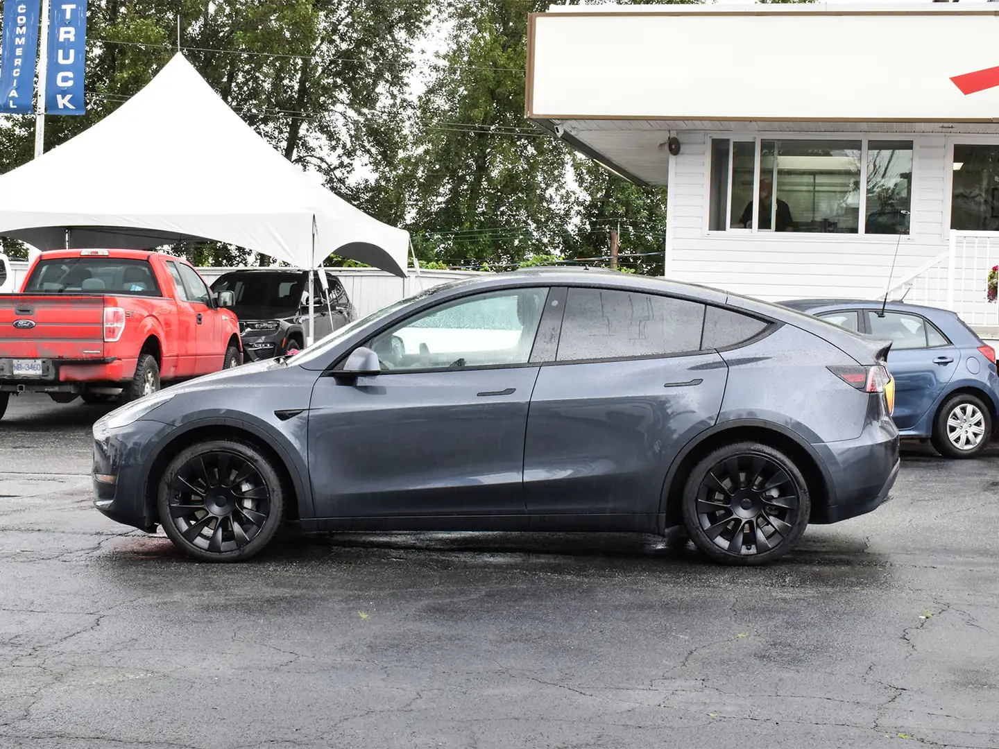 2021 Tesla Model Y | $ 40,980 | 48,237 km | Electric SUV for sale by ...