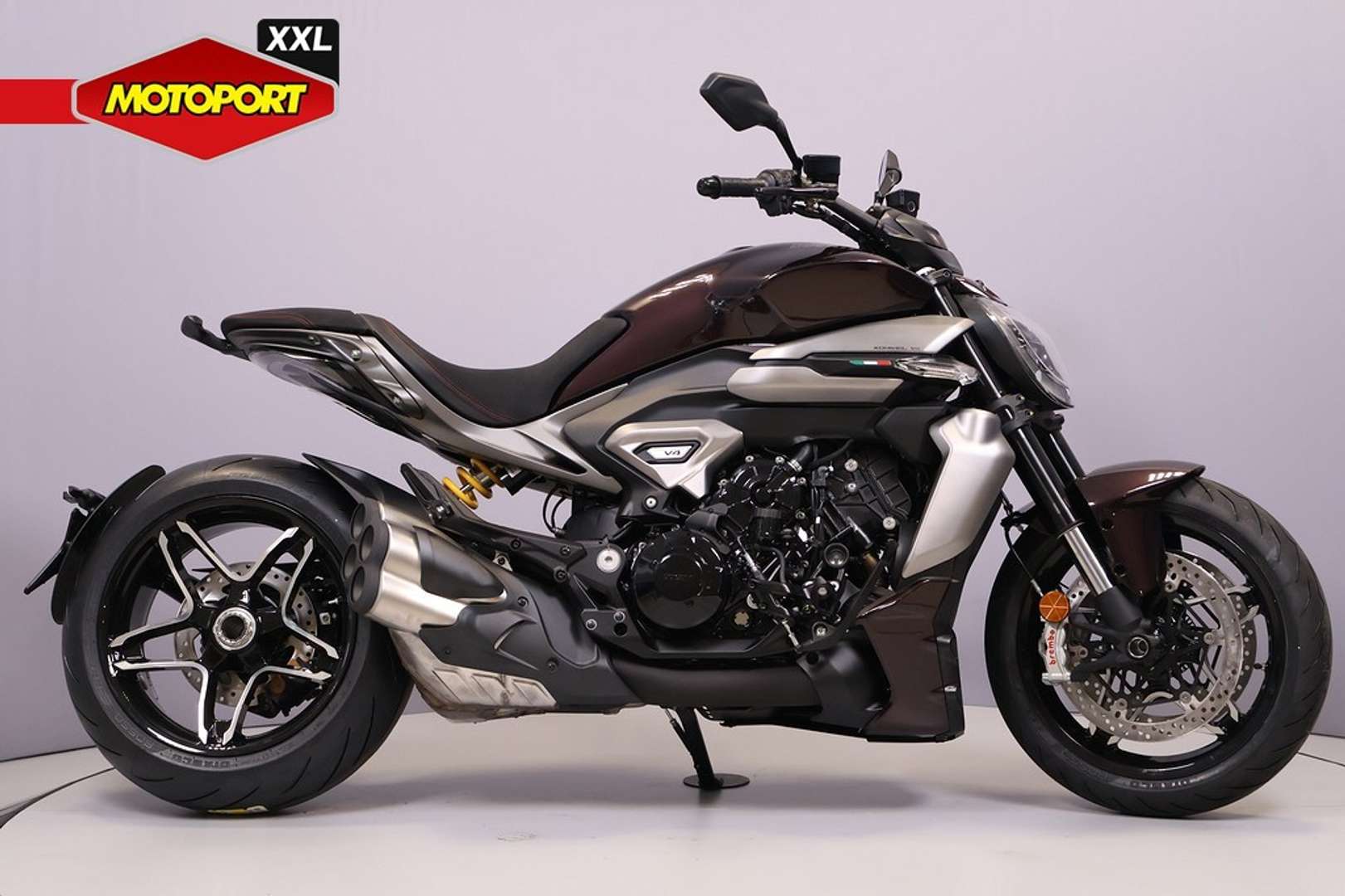 Ducati XDiavel Chopper/Cruiser in Zwart nieuw in GOES voor € 35.390