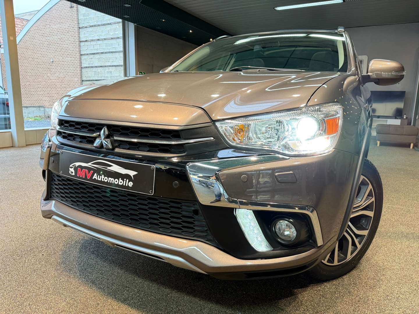Mitsubishi ASX SUV/4x4/Pick-up in Bruin demo in Liège voor € 12.490