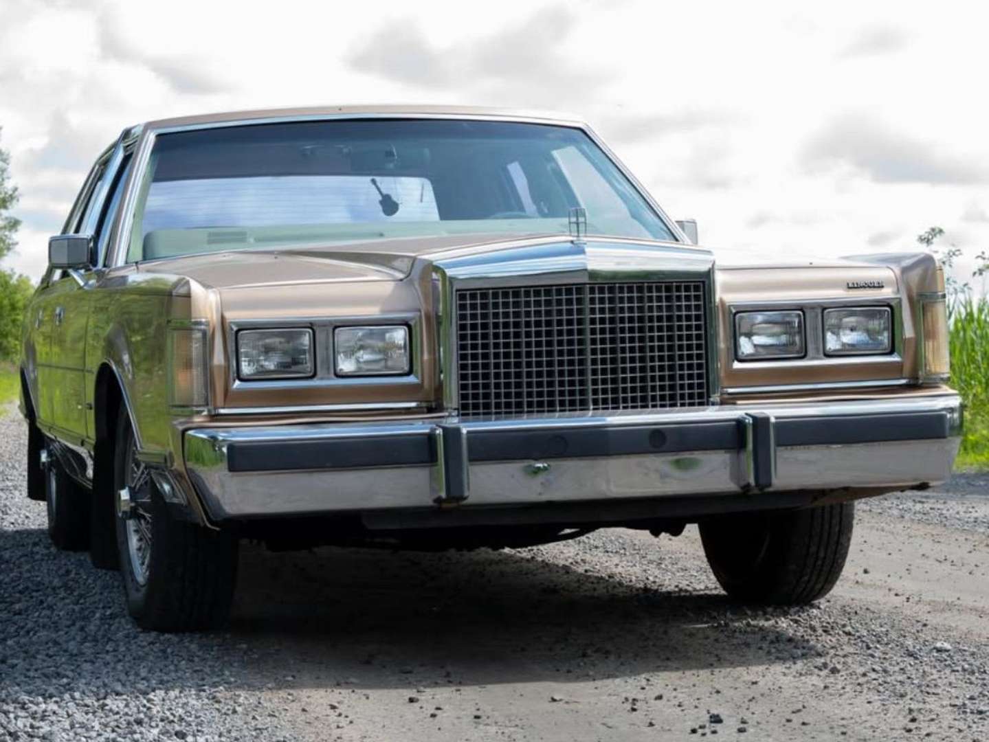 1985 Lincoln Town Car | $ 9,000 | 185,000 km | Gasoline Sedan for sale ...