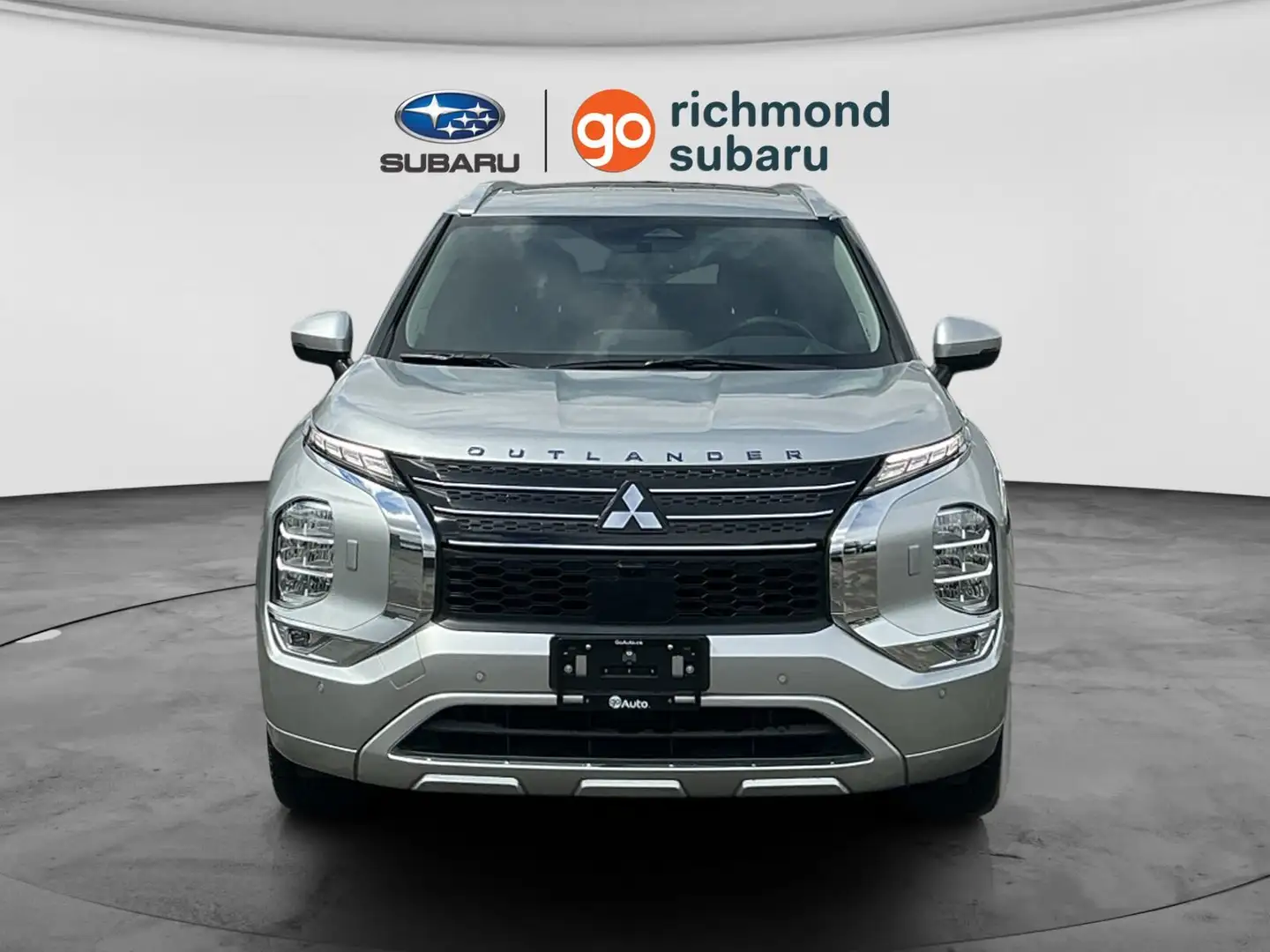 2024 Mitsubishi Outlander | $ 37,995 | 23,089 km | Gasoline SUV for ...