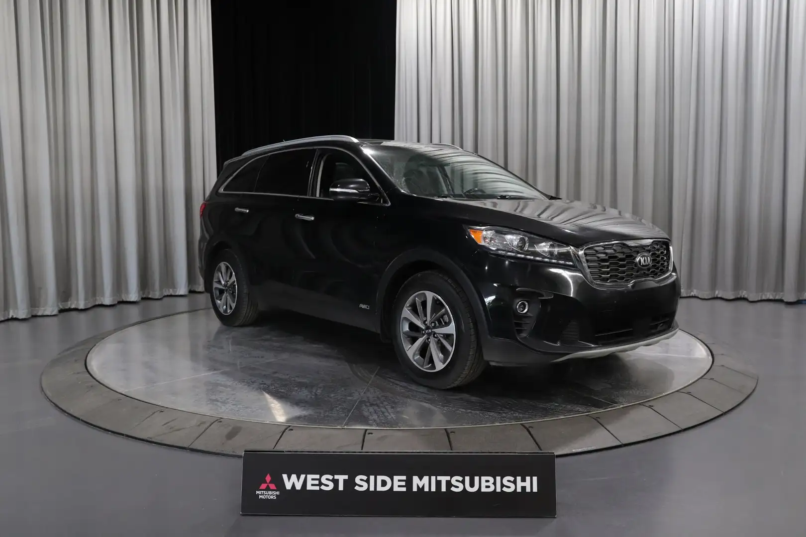 2020 Kia Sorento | $ 19,995 | 142,383 km | Gasoline SUV for sale by ...