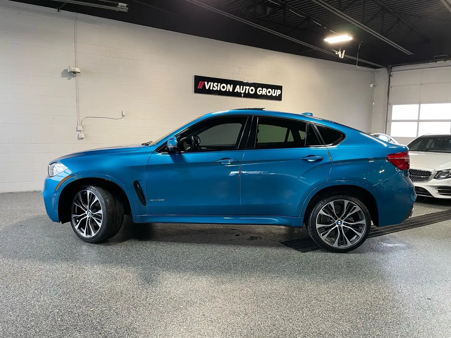 2019 BMW X6 | $ 34,885 | 104,000 km | Gasoline SUV for sale by VISION ...