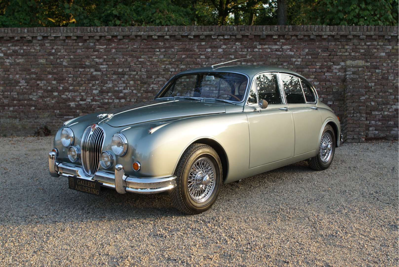 Jaguar MK II occasion | Sedan | Groen | in BRUMMEN voor € 62.500,-