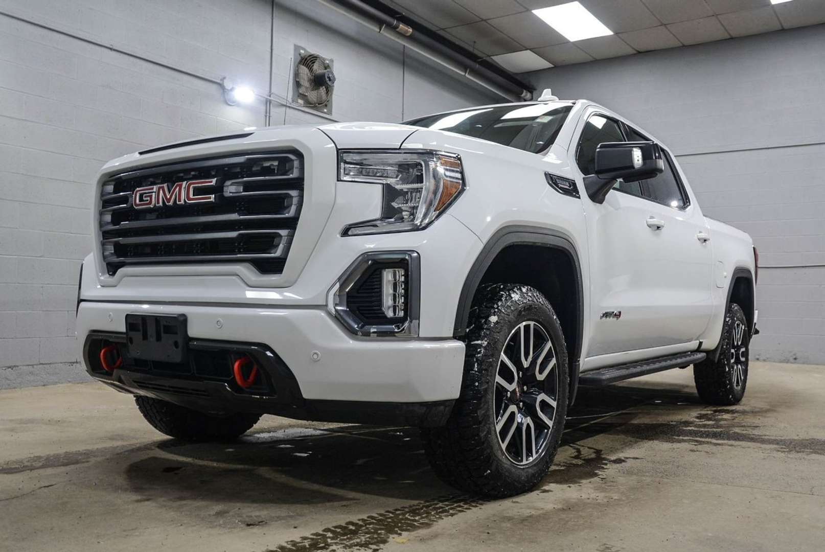 2022 GMC Sierra 1500 | $ 42,988 | 124,733 km | Diesel Pick-up Truck for ...