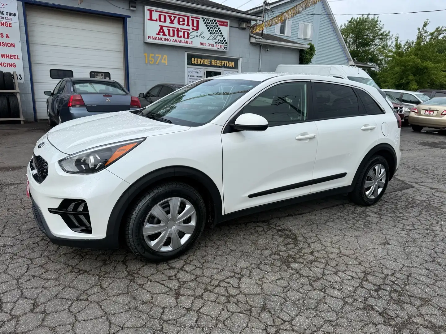 2020 Kia Niro | $ 8,995 | 234,950 km | Gas/Electric Hybrid SUV for sale ...