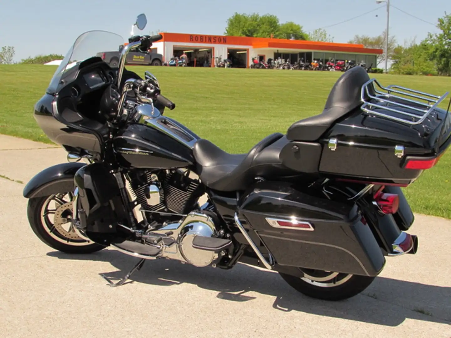 Harley-Davidson Road Glide Ultra 2016 | 21 950 $ | 19 800 km | Tourisme ...