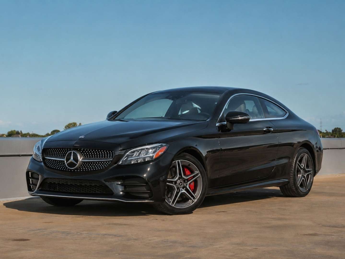 Black Actress In Mercedes Cclass Commercial