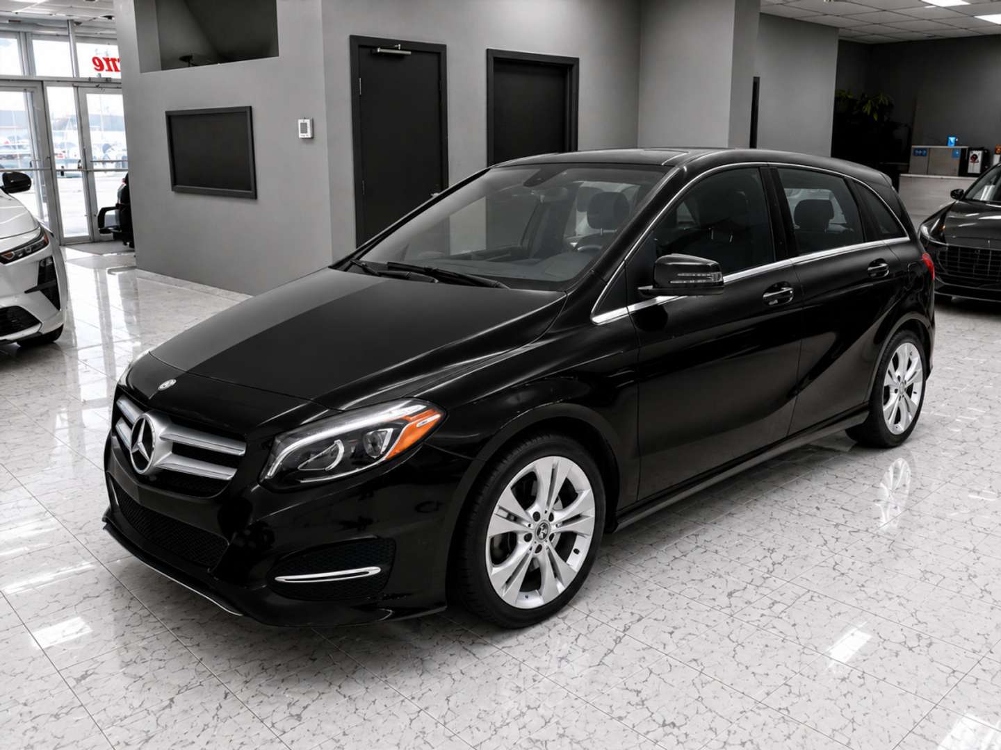 2019 Mercedes-Benz B-Class | $ 18,995 | 84,446 km | Gasoline Hatchback ...