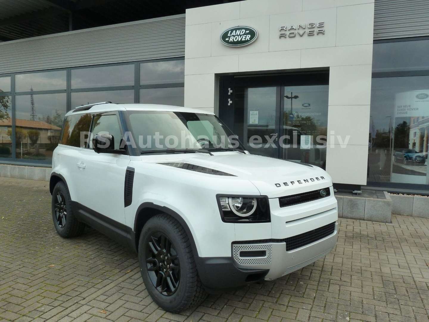 Land Rover Defender SUV/Geländewagen/Pickup in Weiß gebraucht in ...