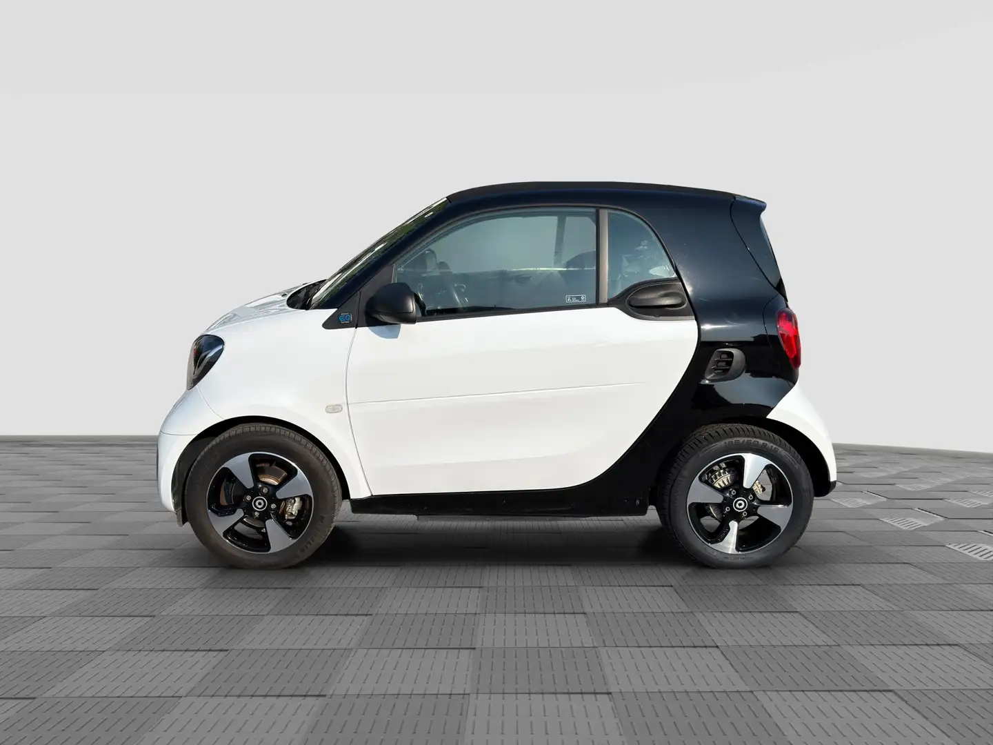 smart forTwo usata a Roma per € 12.900