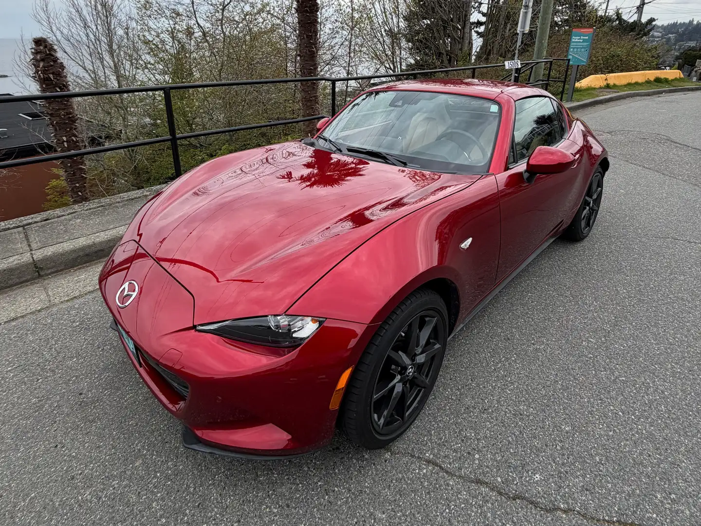 2019 Mazda MX-5 Miata | $ 32,995 | 11,109 km | Gasoline Convertible for ...