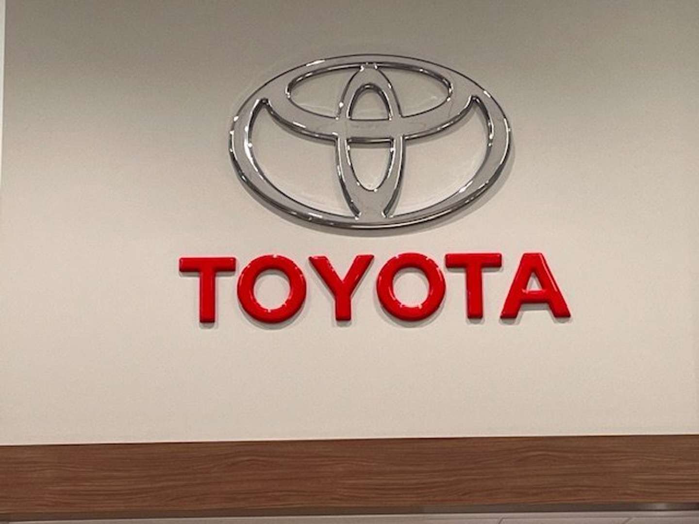 2018 Toyota RAV 4 | $ 25,995 | 57,374 km | Gasoline SUV for sale by ...
